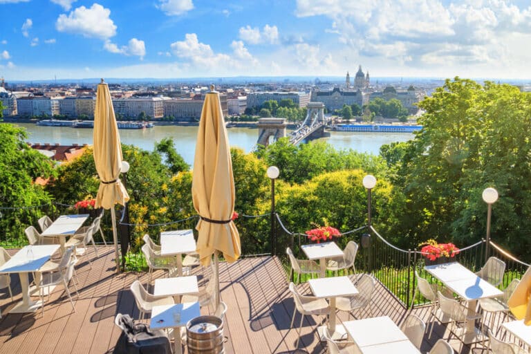 Moving to Hungary: a complete guideto relocation and settlement
