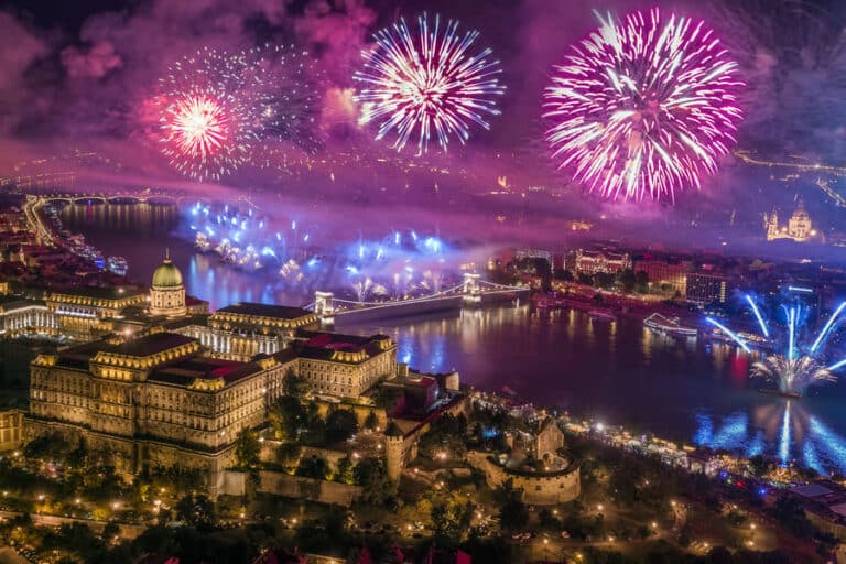 Hungarian Culture and Traditions 2026: History, Food, Lifestyle