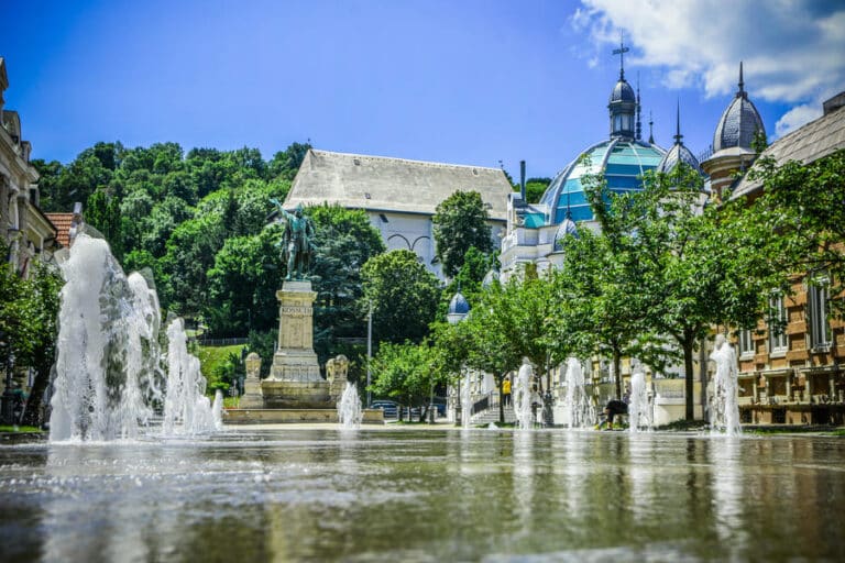 Cost Of Living In Hungary in 2025: Updated Guide on Monthly Expenses ...